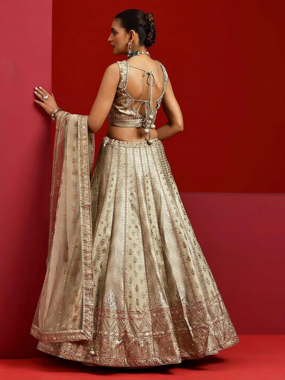 Explore LIBAS ART Lehengas for Timeless Beauty and Grace – Libas