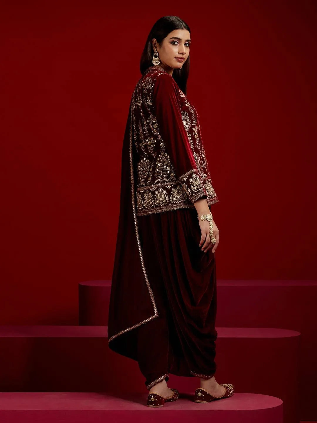Velvet Suits - Buy Velvet Suits for Women Online | Libas