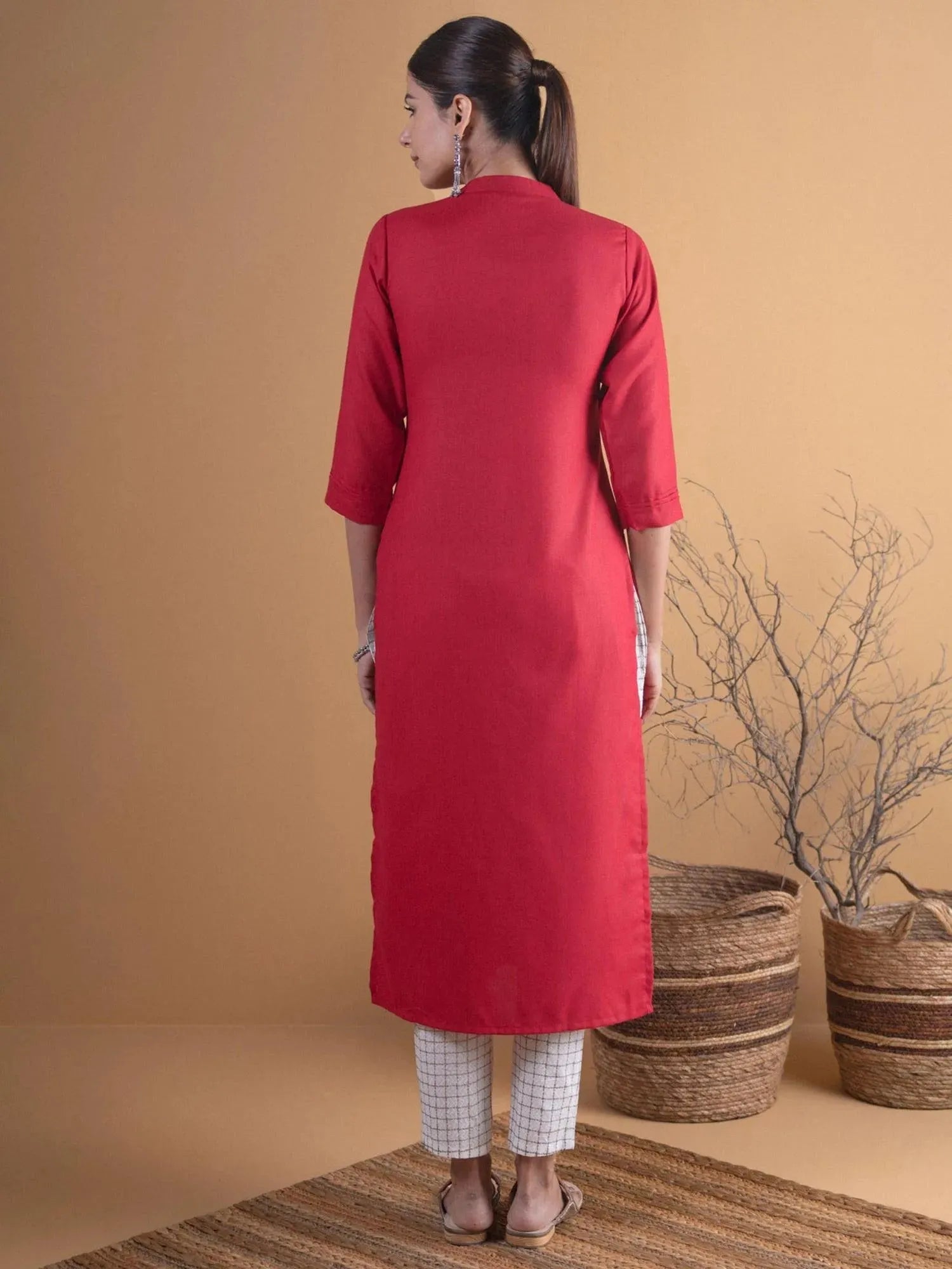 Red Kurtis - Buy Red Kurtis for Women Online in India | Libas