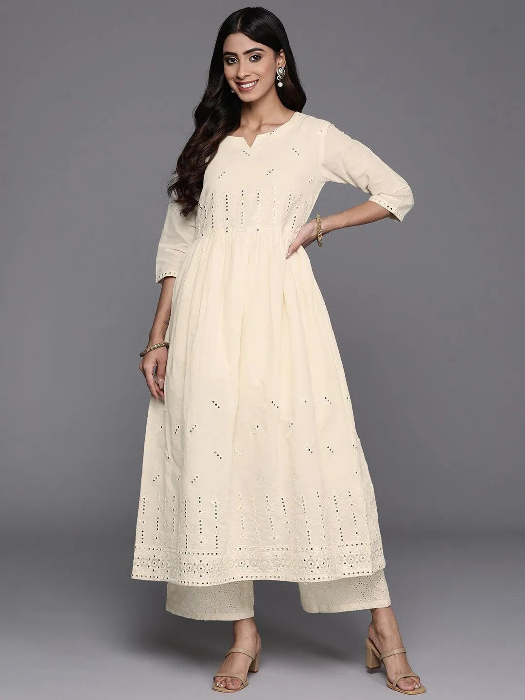 Buy White Kurtas & Kurtis for Women Online in India | Libas