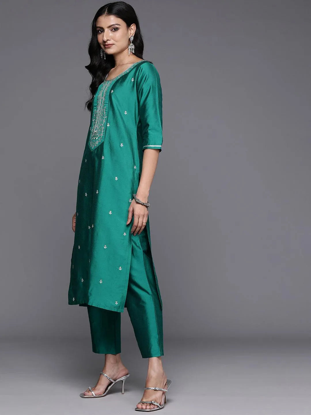 Silk Suits for Women - Buy Silk Suits Online in India | Libas